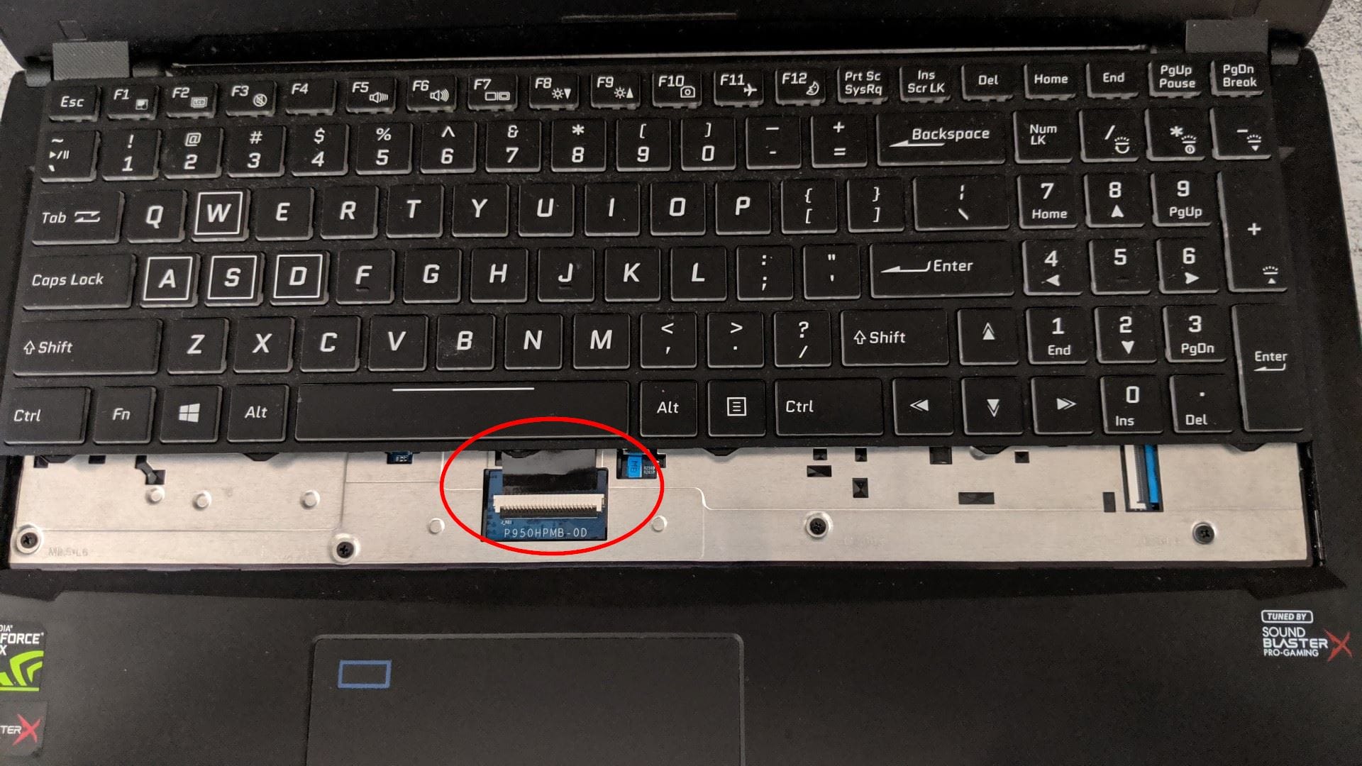 HOW TO OPEN THE METABOX P950HP BACK COVER