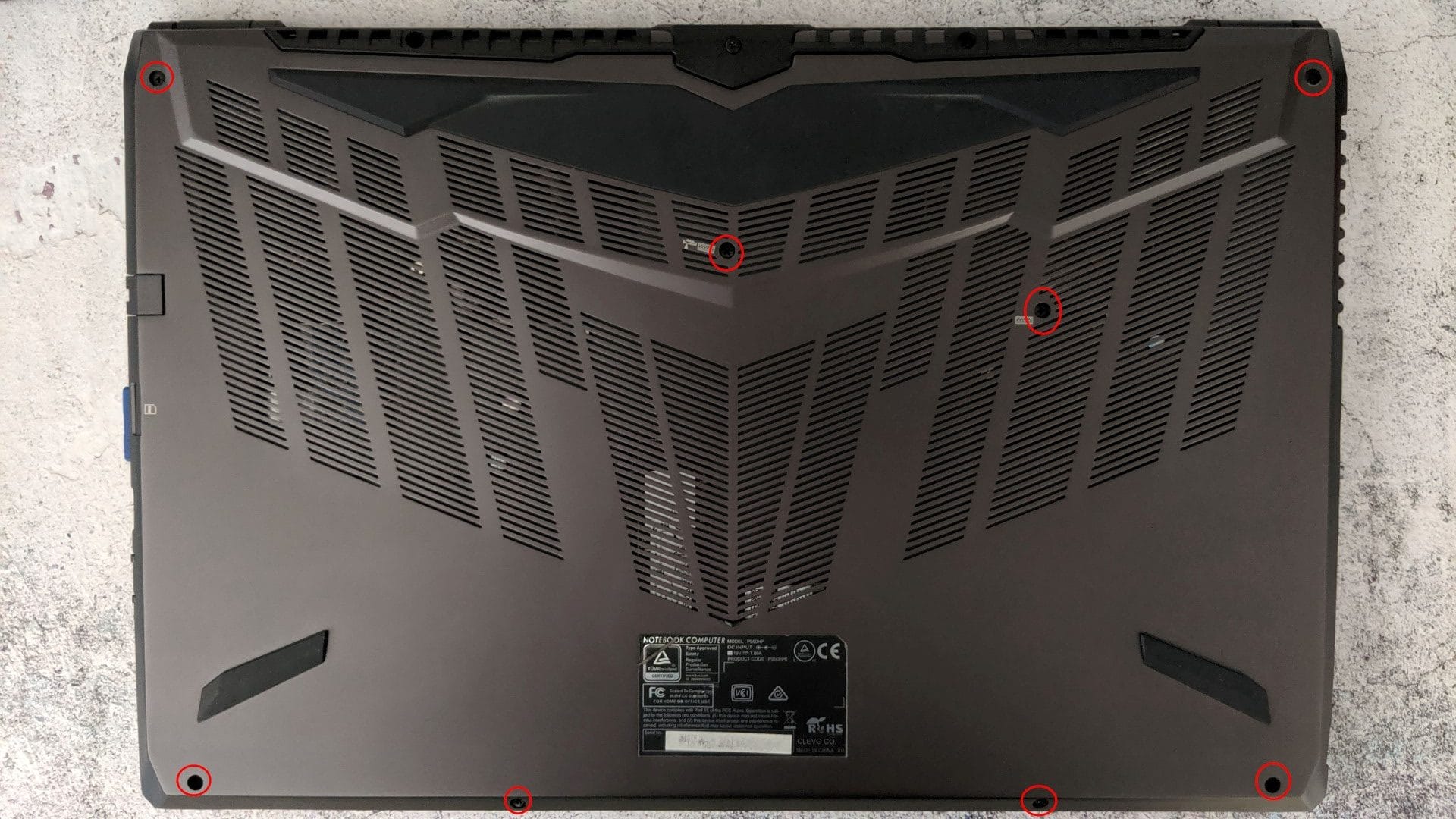 HOW TO OPEN THE METABOX P950HP BACK COVER